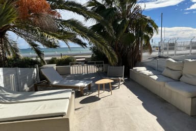 Belle Maison Avec Terrasse Face Mer - Cannes - Cannes