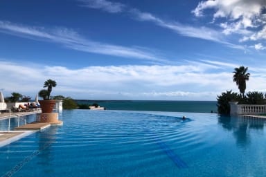Sea Views And Beautiful Pool - Cannes