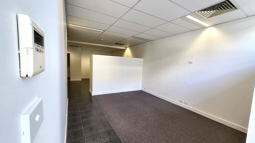 Office For Lease in 15/27 Yallourn St, Fyshwick ACT 2609 | Commercial ...
