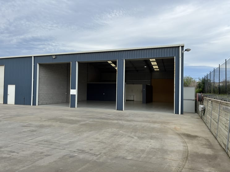 Factory, Warehouse & Industrial Property For Lease in 3/21 Leesons Road ...