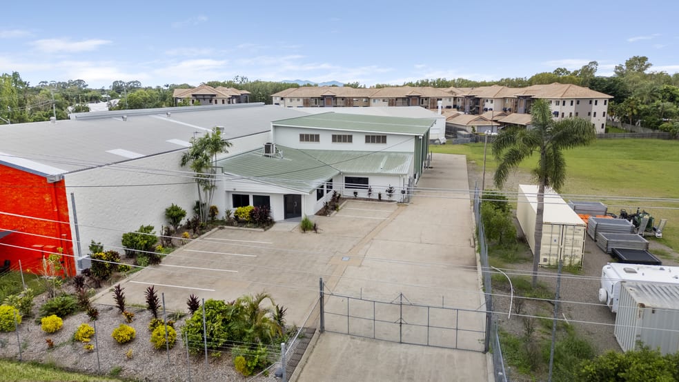 Factory, Warehouse & Industrial Property For Lease in 9-13 Milne St ...