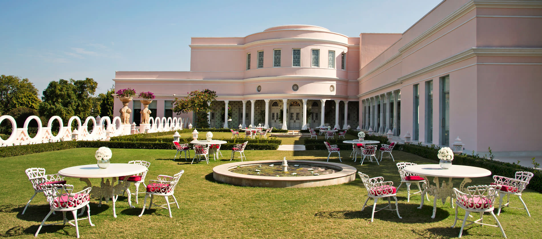 Raj Mahal Hotel in North India | ENCHANTING TRAVELS