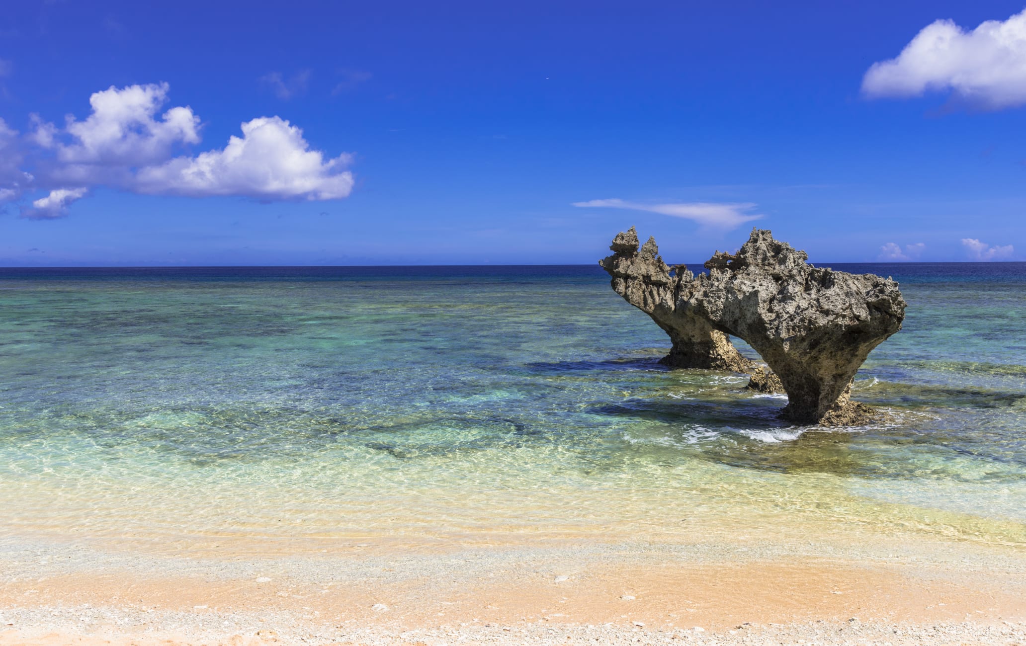 Kouri Island (Kourijima) | Okinawa Attractions | Travel Japan | JNTO