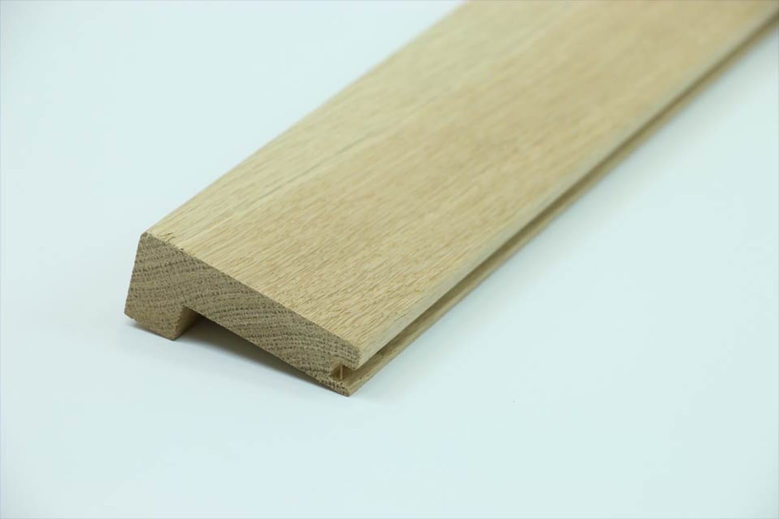 Angled Stair Edging Oak Unfinished 25mm by 60mm by 1000mm