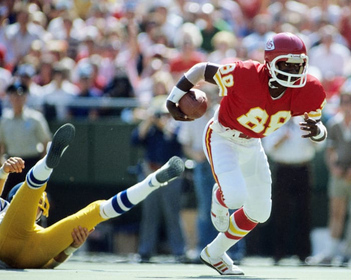 The best NFL players never to play in the postseason | Yardbarker